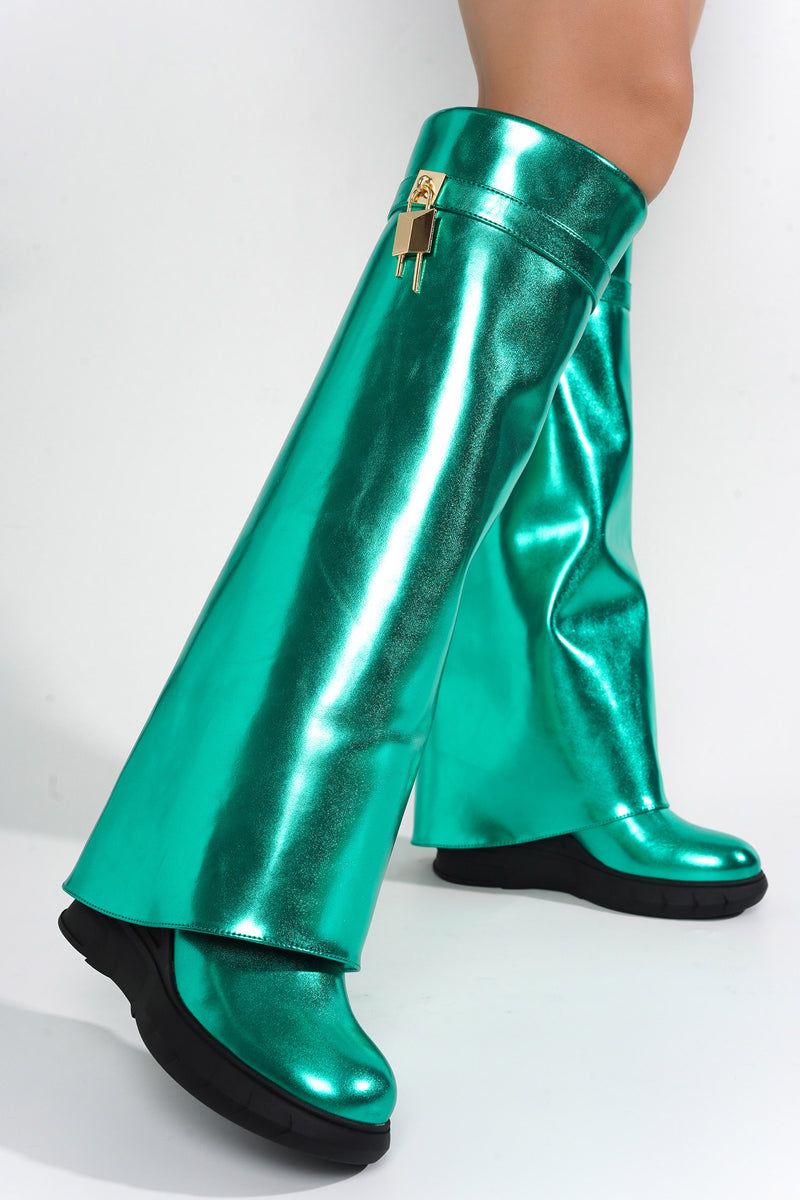 Darin Round Toe Knee-High Platform Boots – Cape Robbin